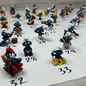 Group 2 ** Vintage 1960s - 1980’s Smurfs Figurines Condition May Vary ...