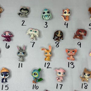 Littlest Pet Shop LPS Figurines Animals Fish Birds Reptiles Colorful Cake Toppers Decorative ...