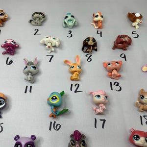 Littlest Pet Shop LPS Figurines Animals Fish Birds Reptiles Colorful Cake Toppers Decorative ...