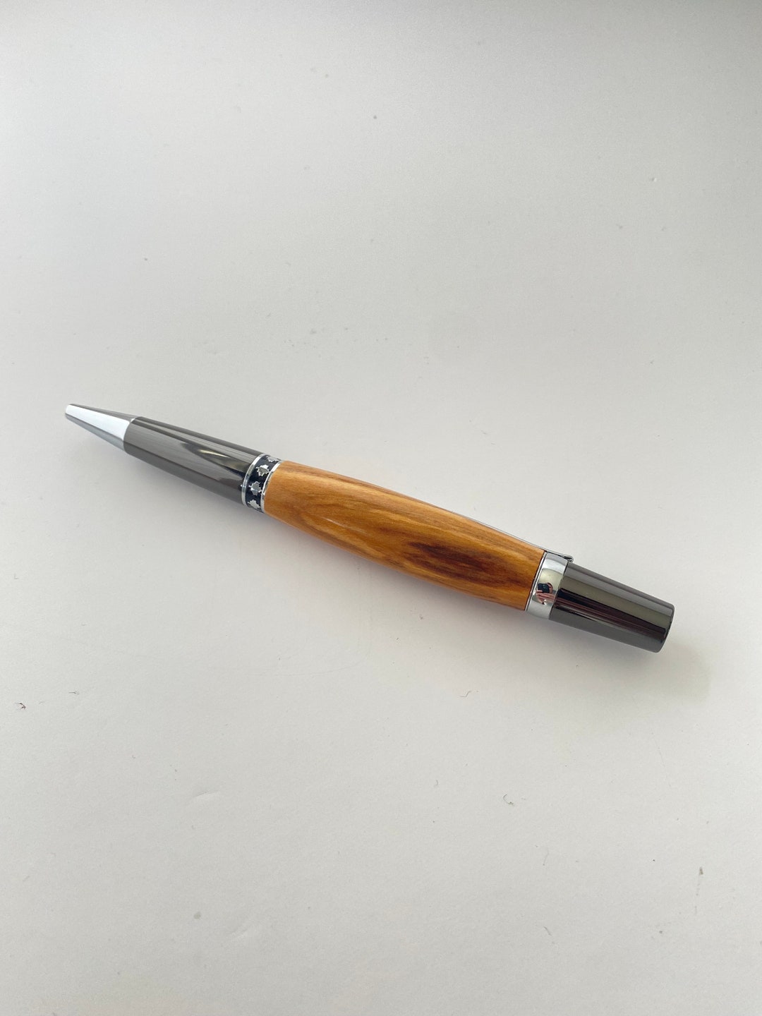 Maple Leaf Pen. Olive Wood. Heavy Pen Made of Olive Wood With Maple ...
