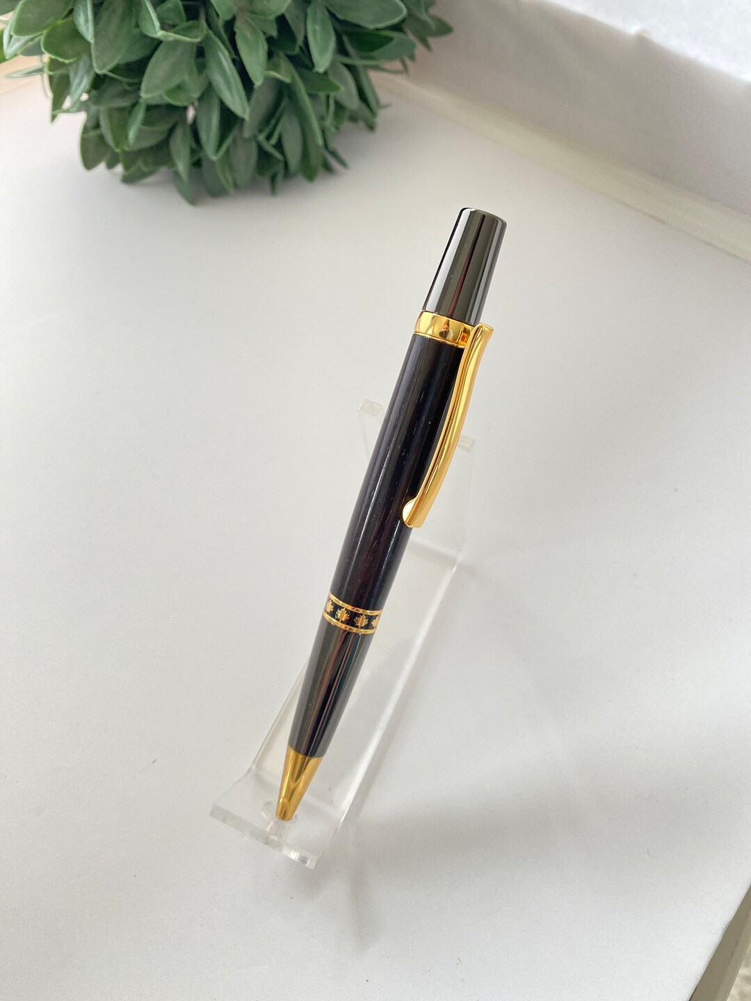 Maple Leaf Pen. Ebony Wood. Heavy Pen Made of Ebony With Maple Leaf ...