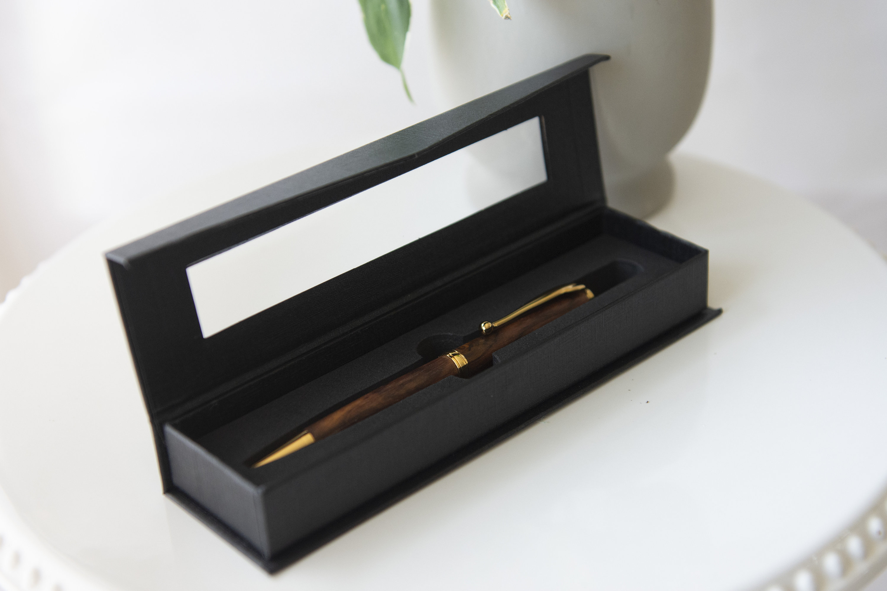 Gift Box With Window for Specialty Pens. Beautiful Black Presentation ...
