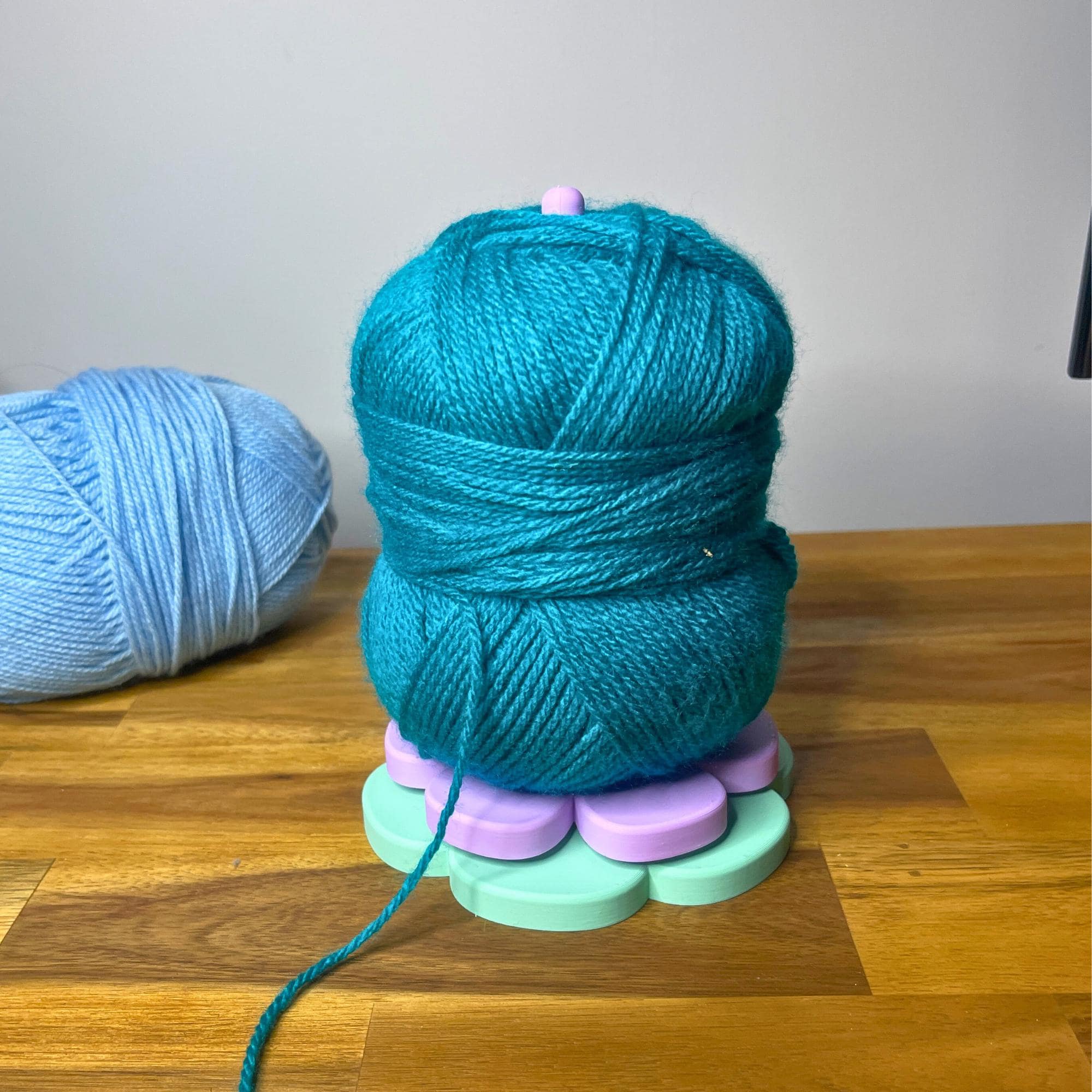 Yarn Spinner STL Files for 3D Printing | Spinning Rotating Yarn Hanger ...