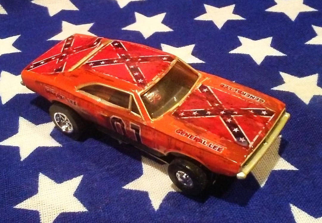 1970 Dukes of Hazzard Dixie Rebel Plymouth Road Runner Custom Slot Car ...