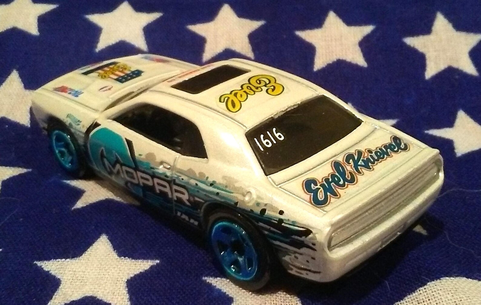 Evel Knievel Custom Decaled Dodge Challenger R/t Die Cast Car New ...