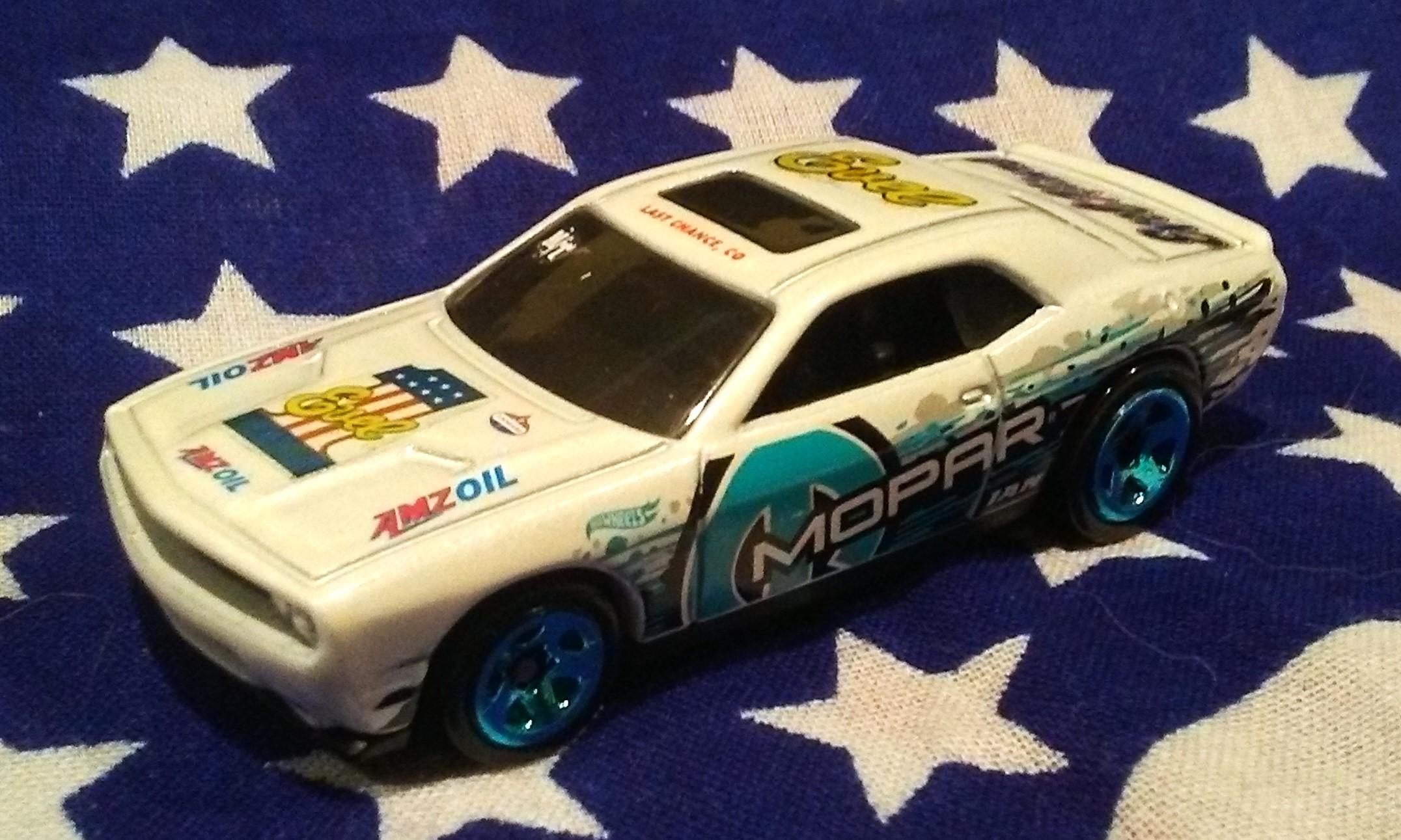 Evel Knievel Custom Decaled Dodge Challenger R/t Die Cast Car New ...