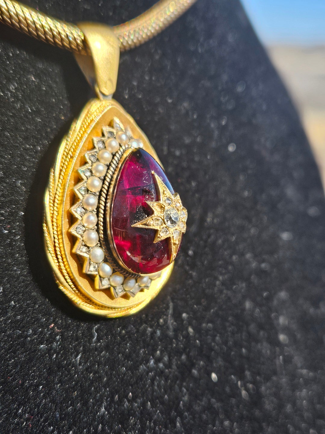 Antique Victorian Carbuncle Garnet Set With Rose Cut Diamond Star and ...