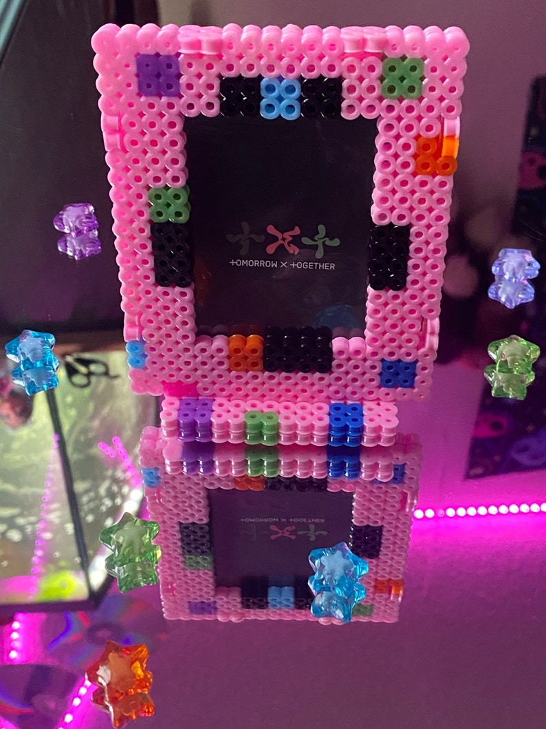 Blue Hour Inspired Perler Bead Photocard Stand - Etsy
