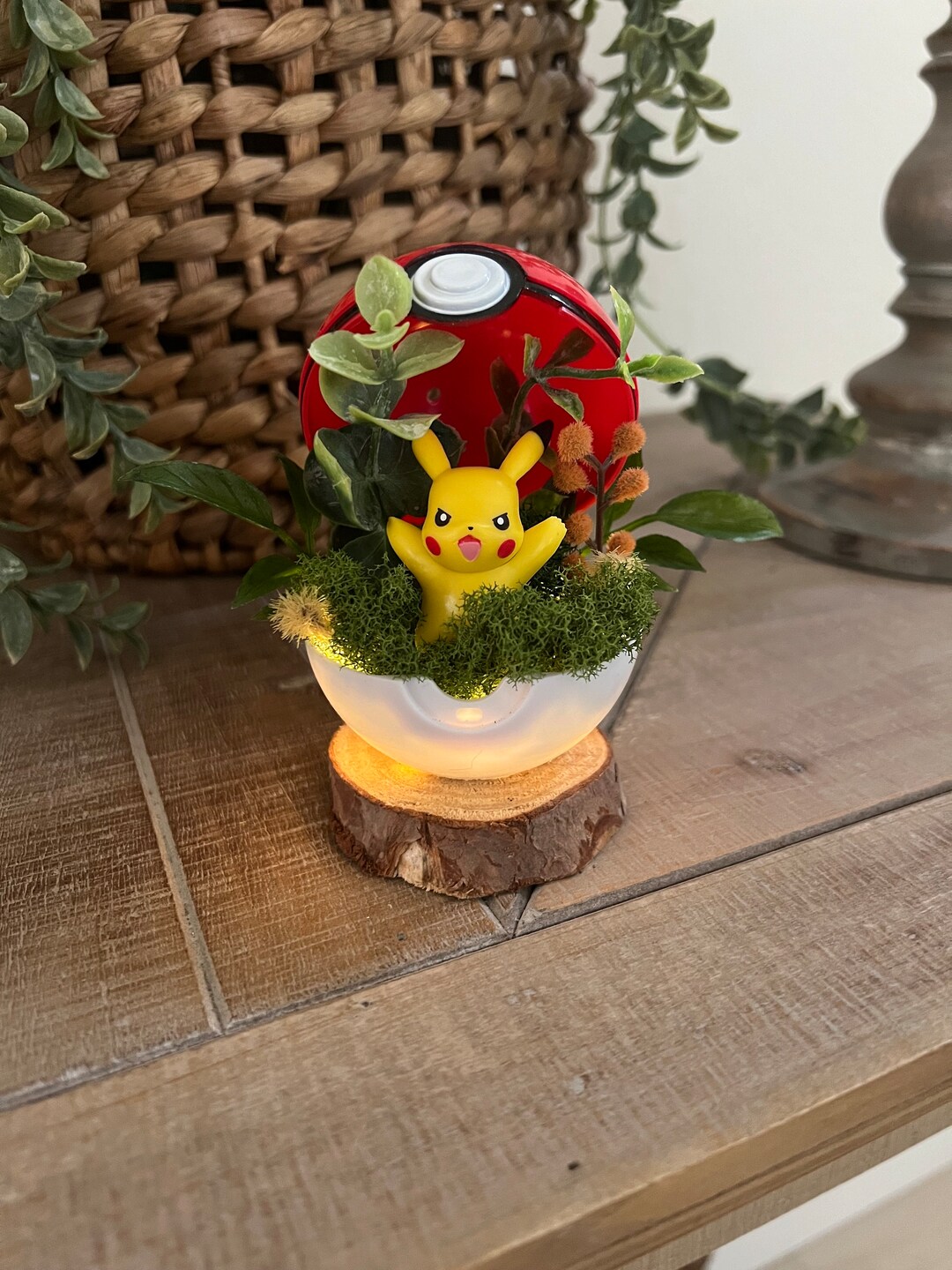 Mini Light up Pikachu Pokeball - Etsy