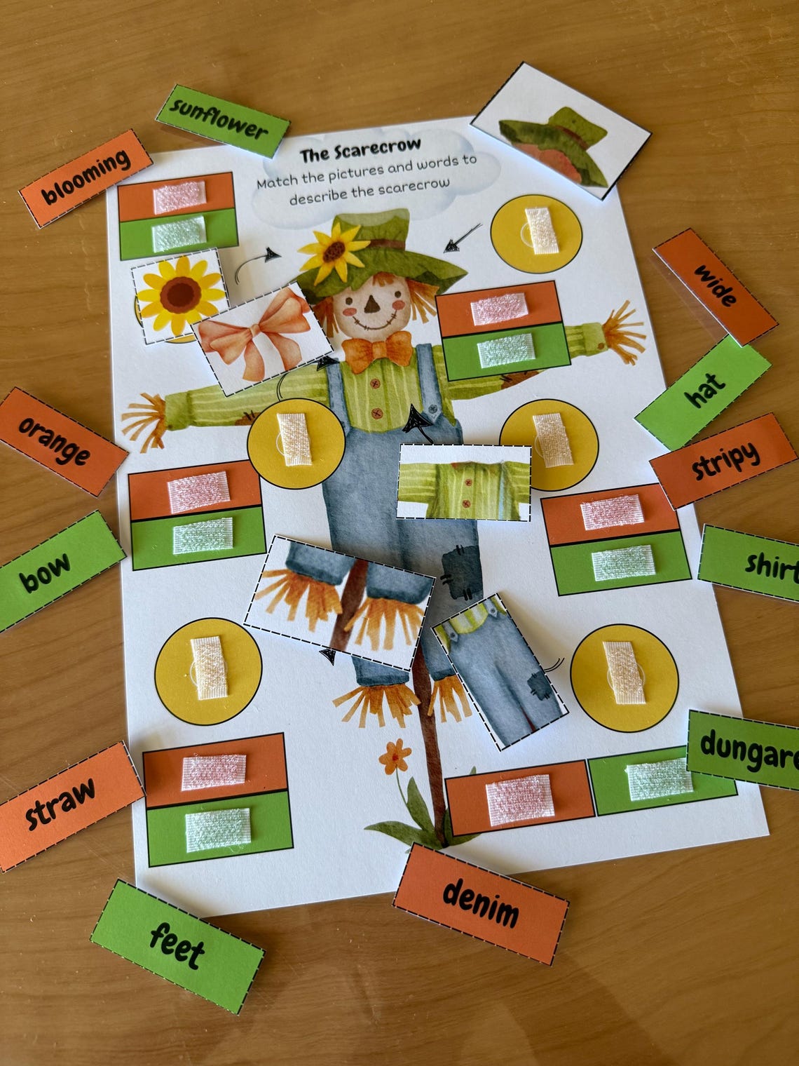 Scarecrow Character Description Fall Activity: Autumn Preschool ...
