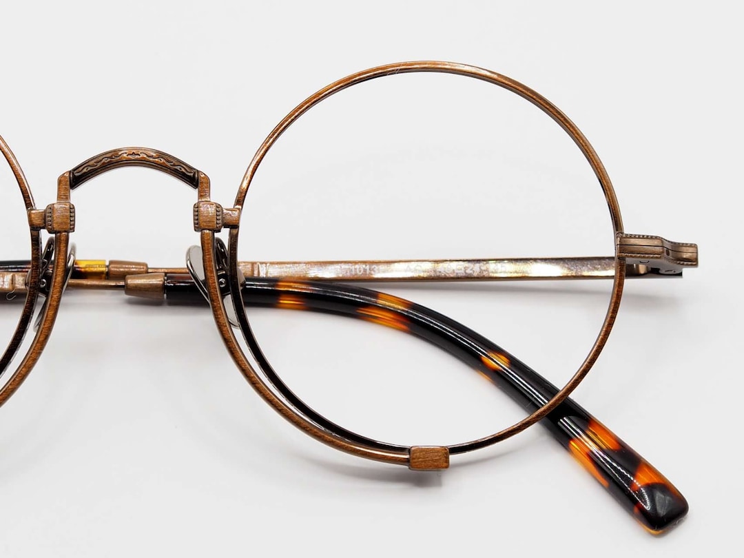 Vintage Round Frame Eyeglasses, Unique Design Eyeglasses, Pure Titanium ...