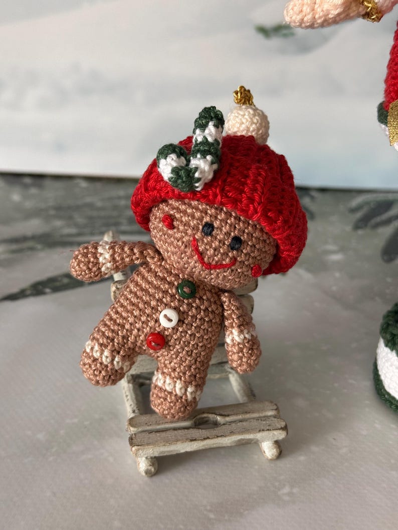 Christmas Gingerbread Crochet Pattern (PDF) | Festive Amigurumi | Easy ...