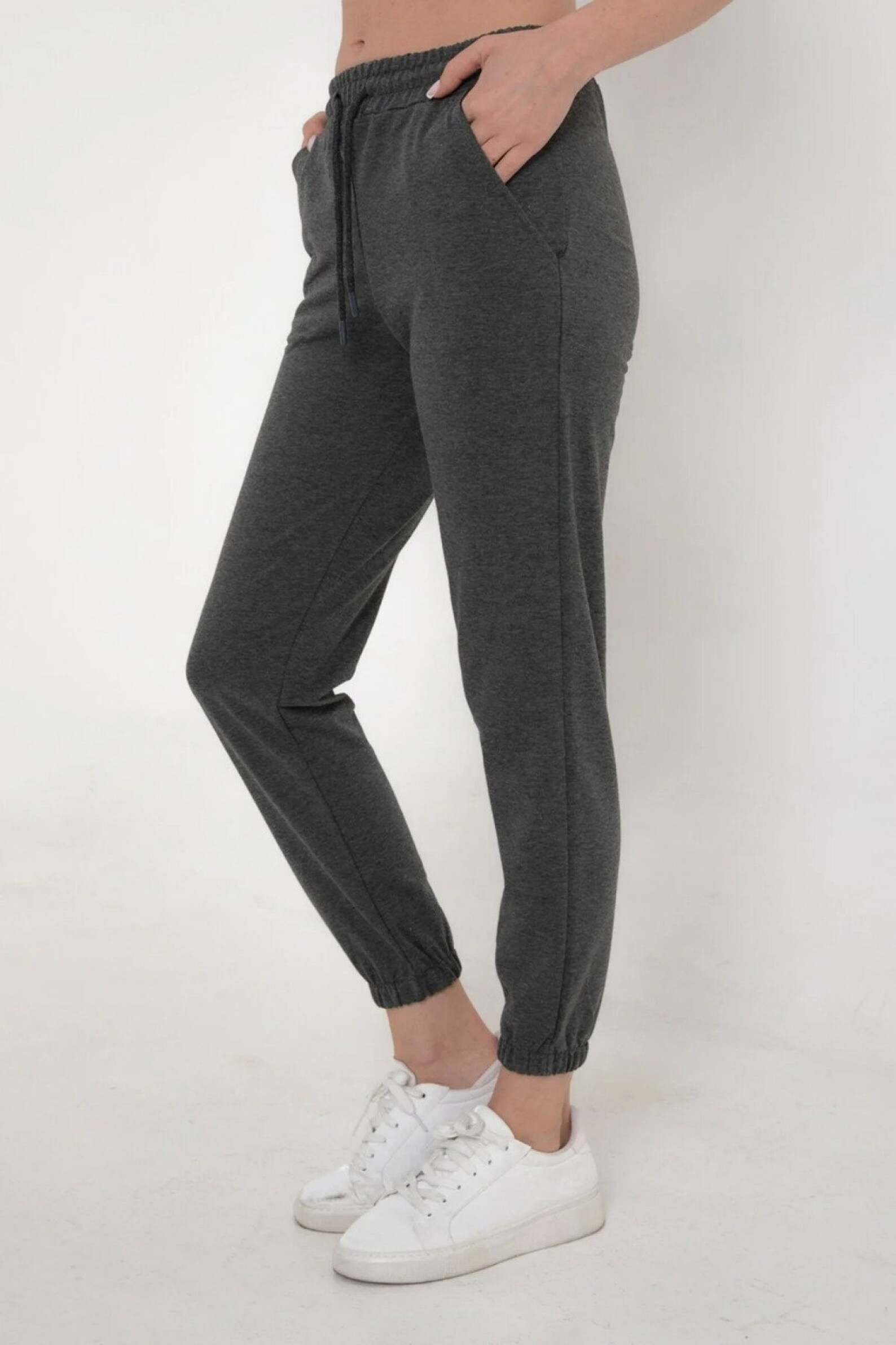 Easy Joggers Pattern, Jogger Sewing Patterns, Sewing Pattern Pants ...
