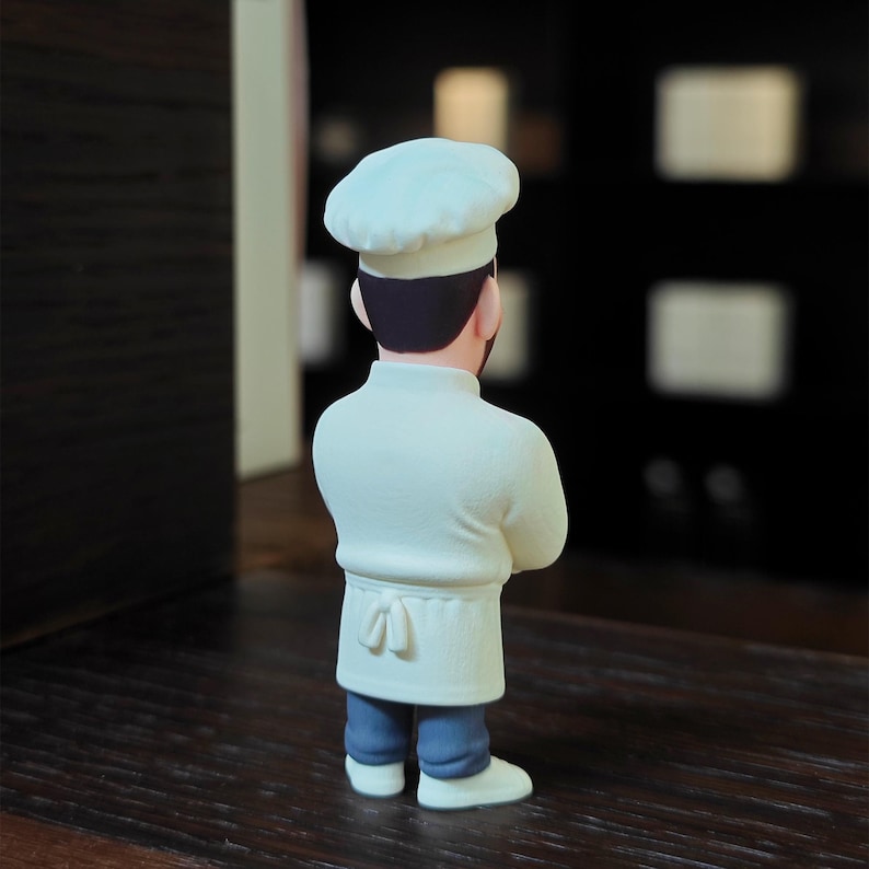 Custom Cartoon Figurine, Personalized 3D Printed Mini Me Character ...