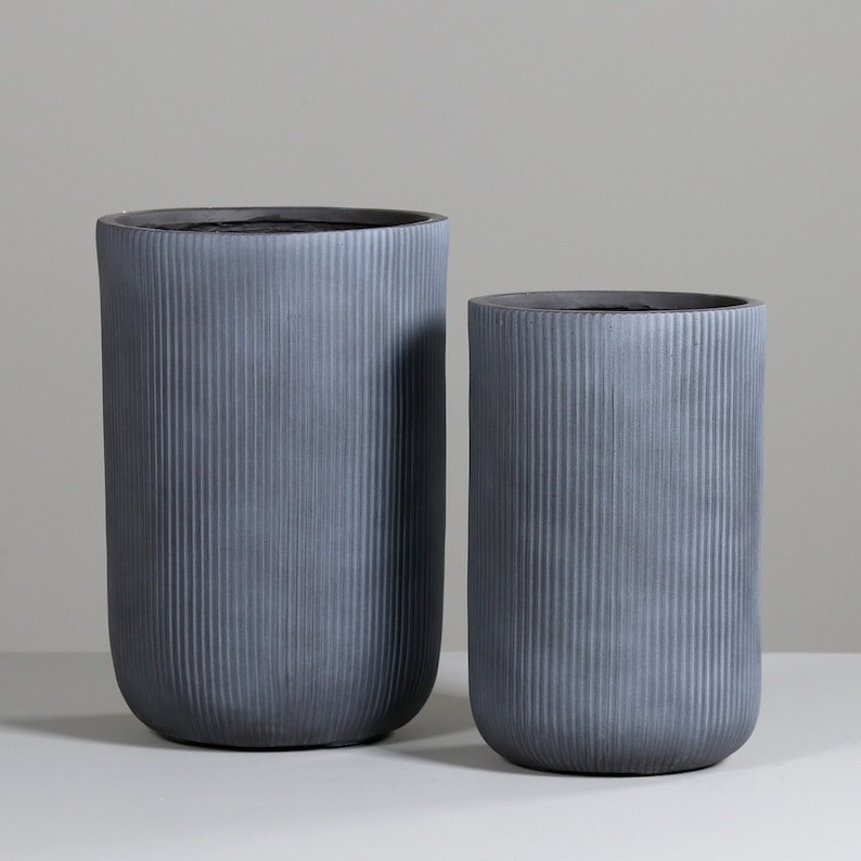 Set of 2 Fiber Clay Flower Pots in Gray Modern Design for Indoor and ...