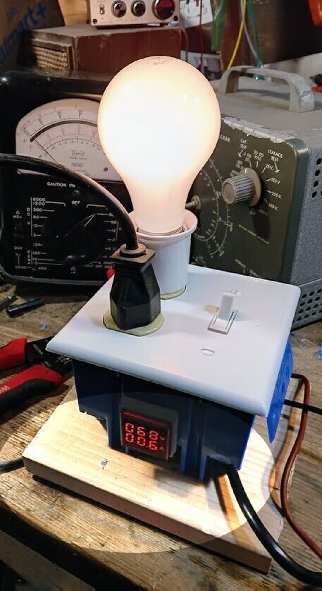 Dim Bulb Tester Current Limiter for Amplifiers Stereos Guitar Amp 100W ...