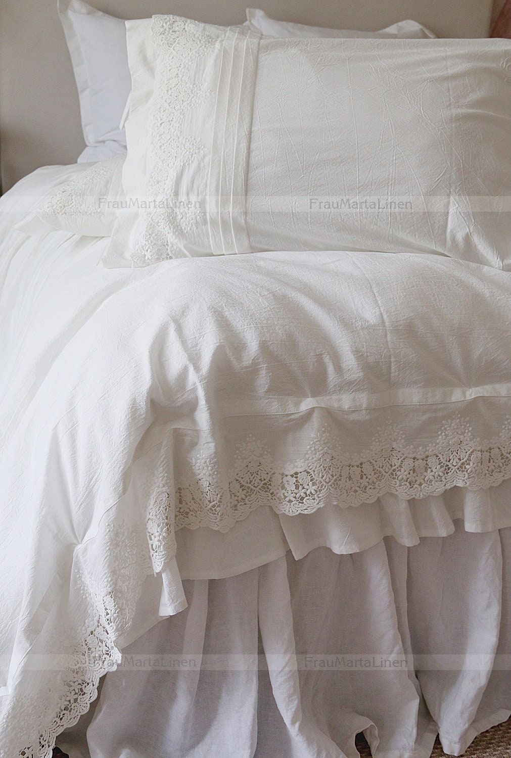 Wedding Bedding Set With Lace and Ruffles and Ties off White ...