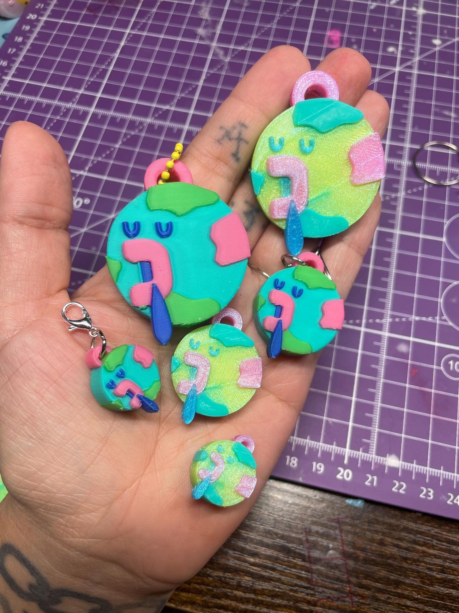 Tama Planet! 3D Printed Tamagotchi Character Charm! - Etsy