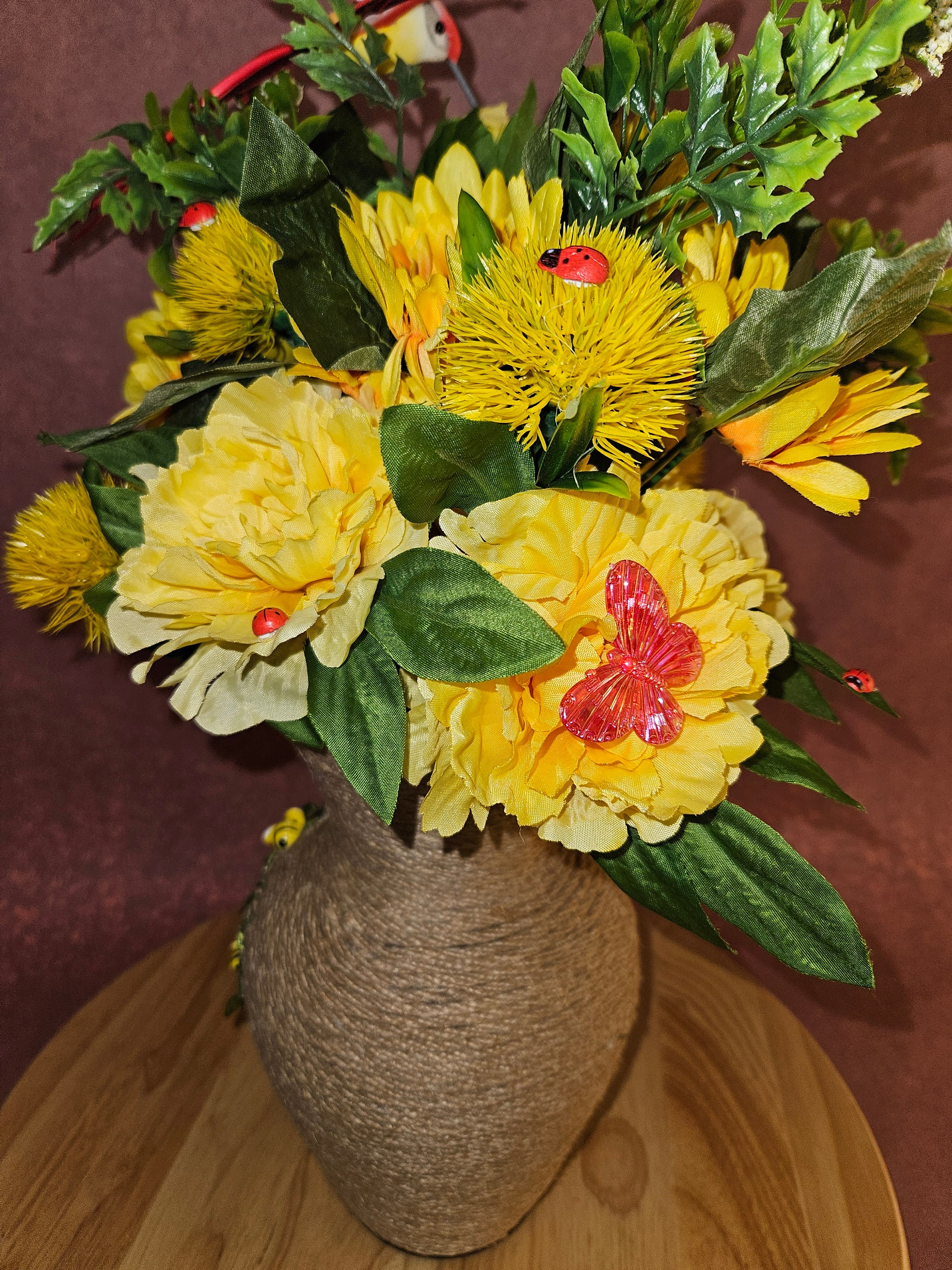 Handmade Bee Hive Vase With Yellow Flowers, Lady Bugs and Fairy Light ...