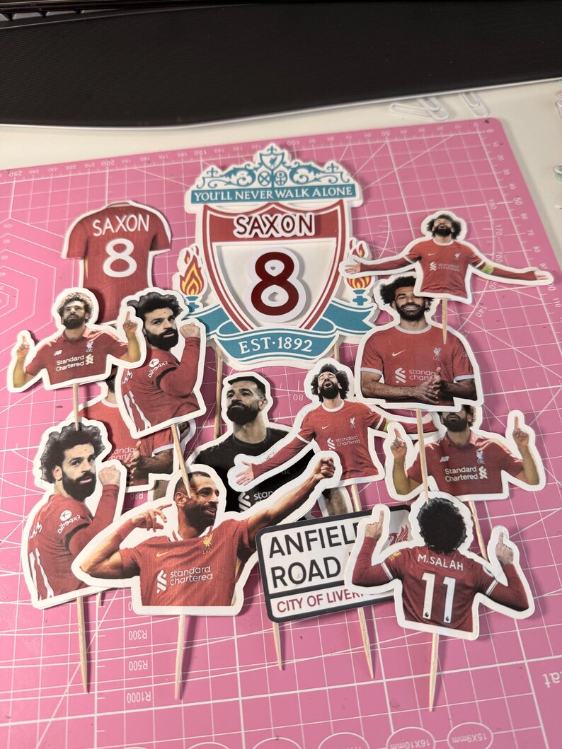 Bespoke Cake Topper, Liverpool FC Fan. - Etsy