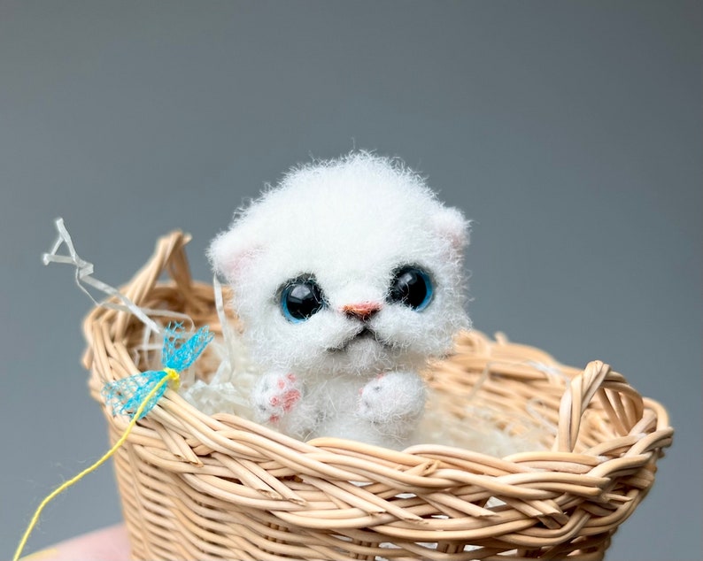 Mini White Newborn Kitten. Tiny Cute Cat for Doll. Needle Felted ...