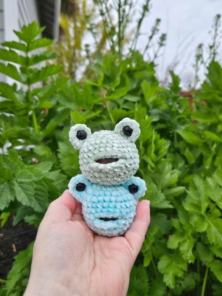 Crochet Pattern: Croaker the Frog Crochet Stressball (low Sew) - Etsy