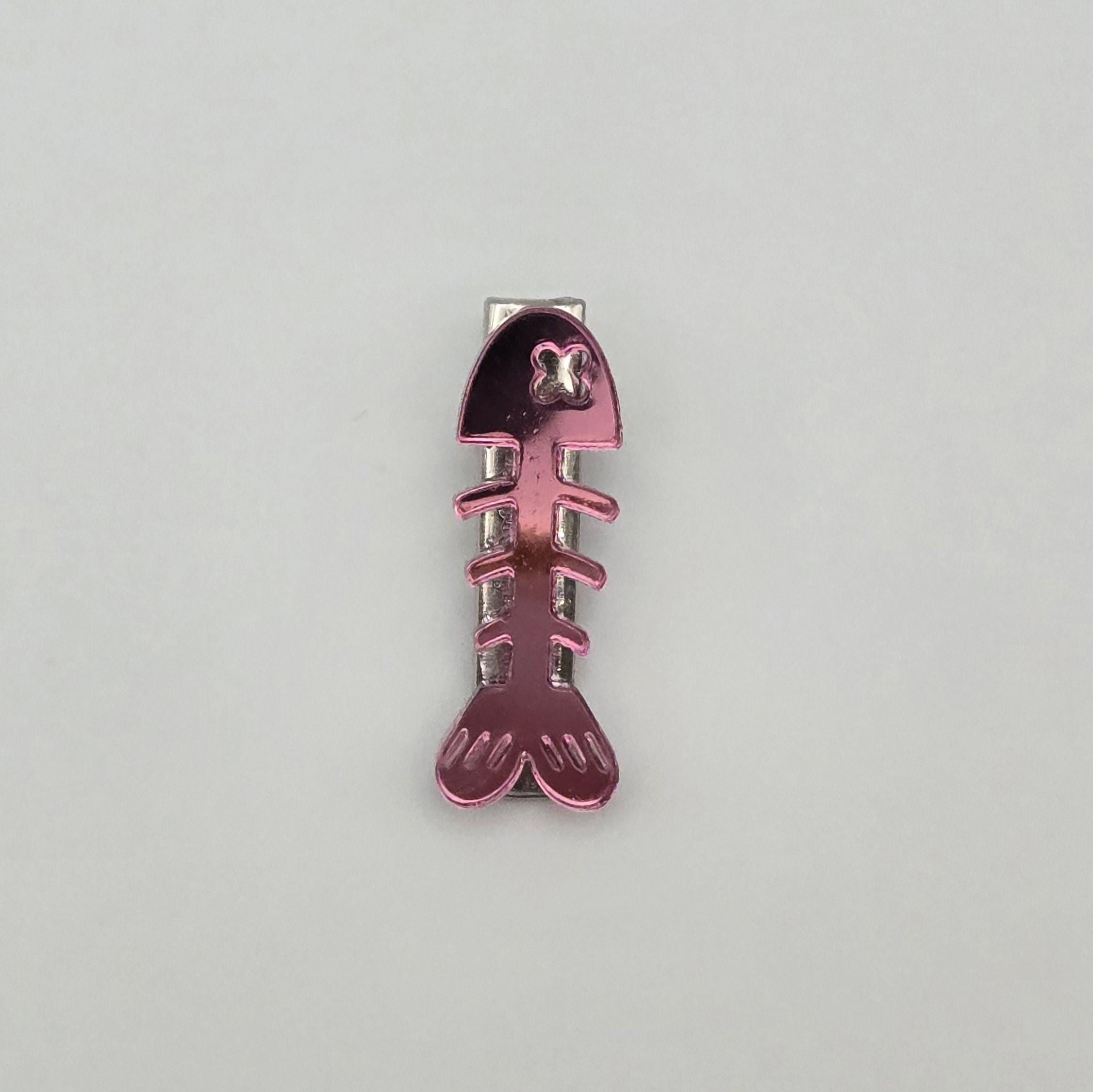 Teeny Fishbone Hair Clip