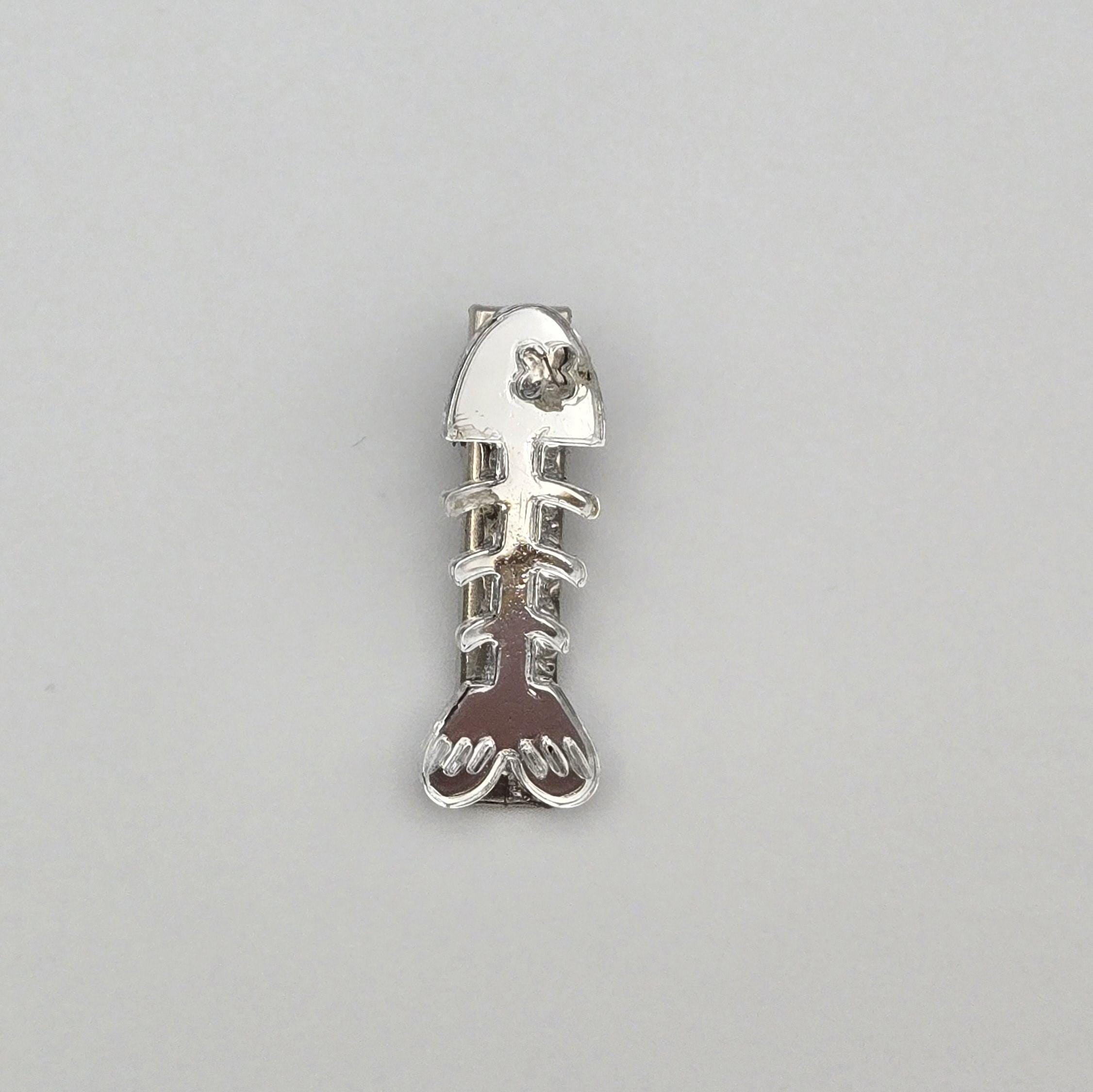 Teeny Fishbone Hair Clip