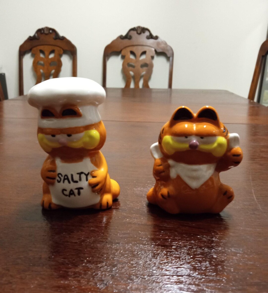 Vintage 80s Garfield Salt and Pepper Shakers - Etsy