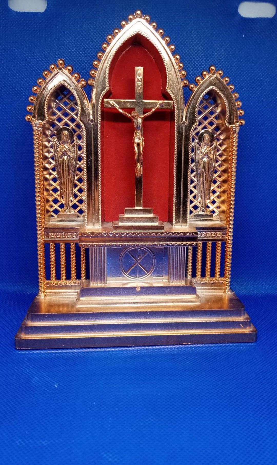 Small Plastic Altar in Gold Color - Etsy