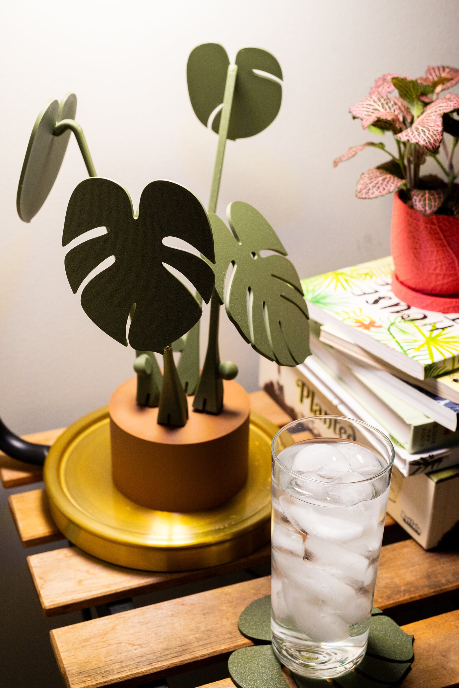 3d-printed Monstera Plant With Magnetic Detachable Leaves: Multi-use ...