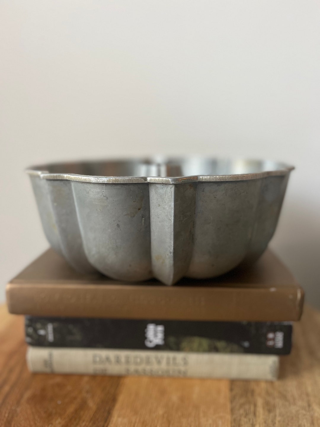Beautiful Nordic Viking Bundt Pan in Box Nordicware Cast Aluminum Apple ...