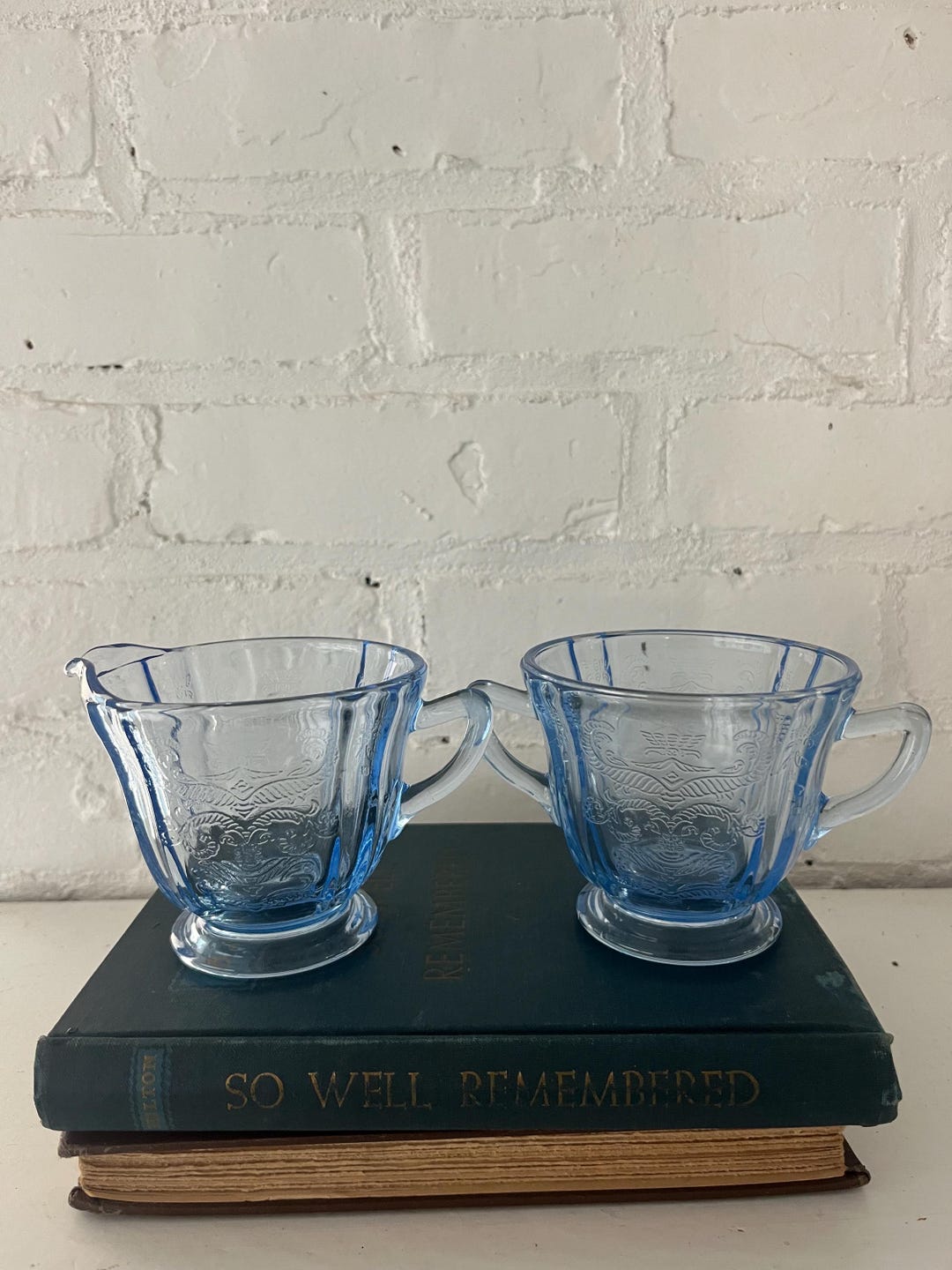 Beautiful Vintage Indiana Madrid Pattern Creamer and Sugar Bowl Set in ...