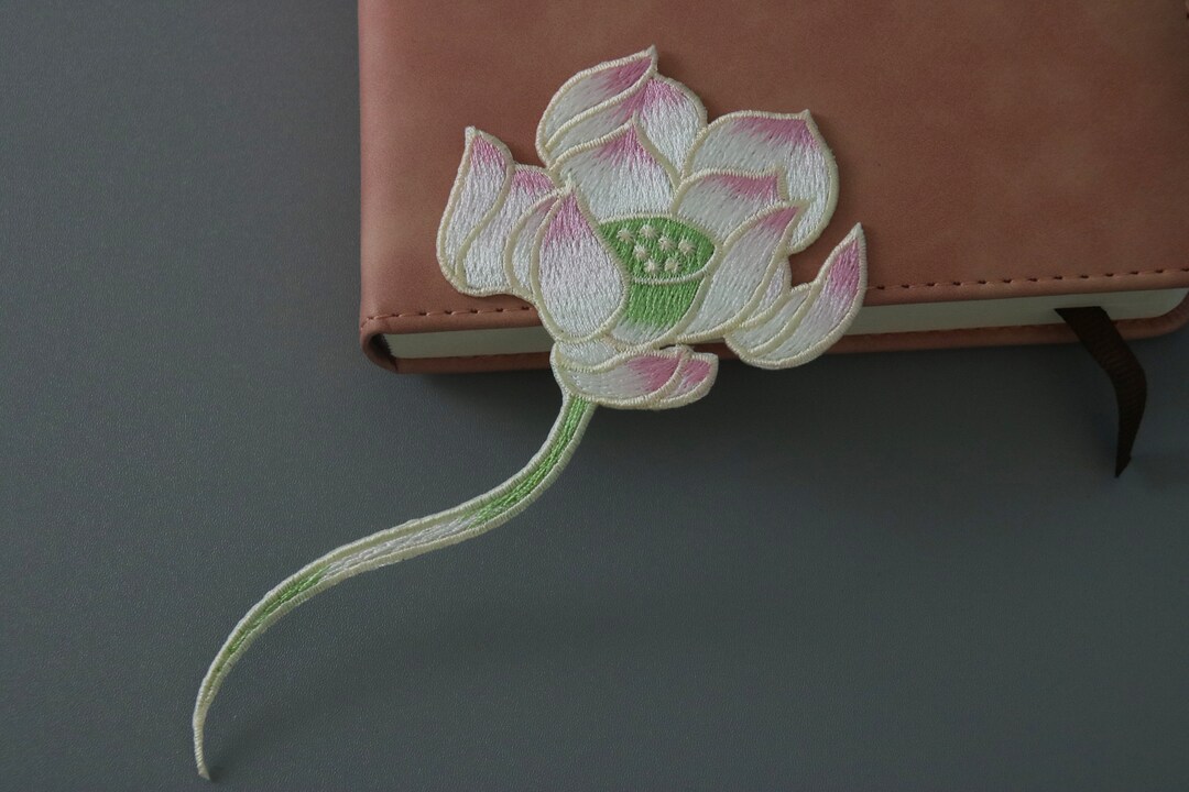 Gorgeous Lotus Flower Patch, Iron on Patch, Embroidered Patch, Applique ...
