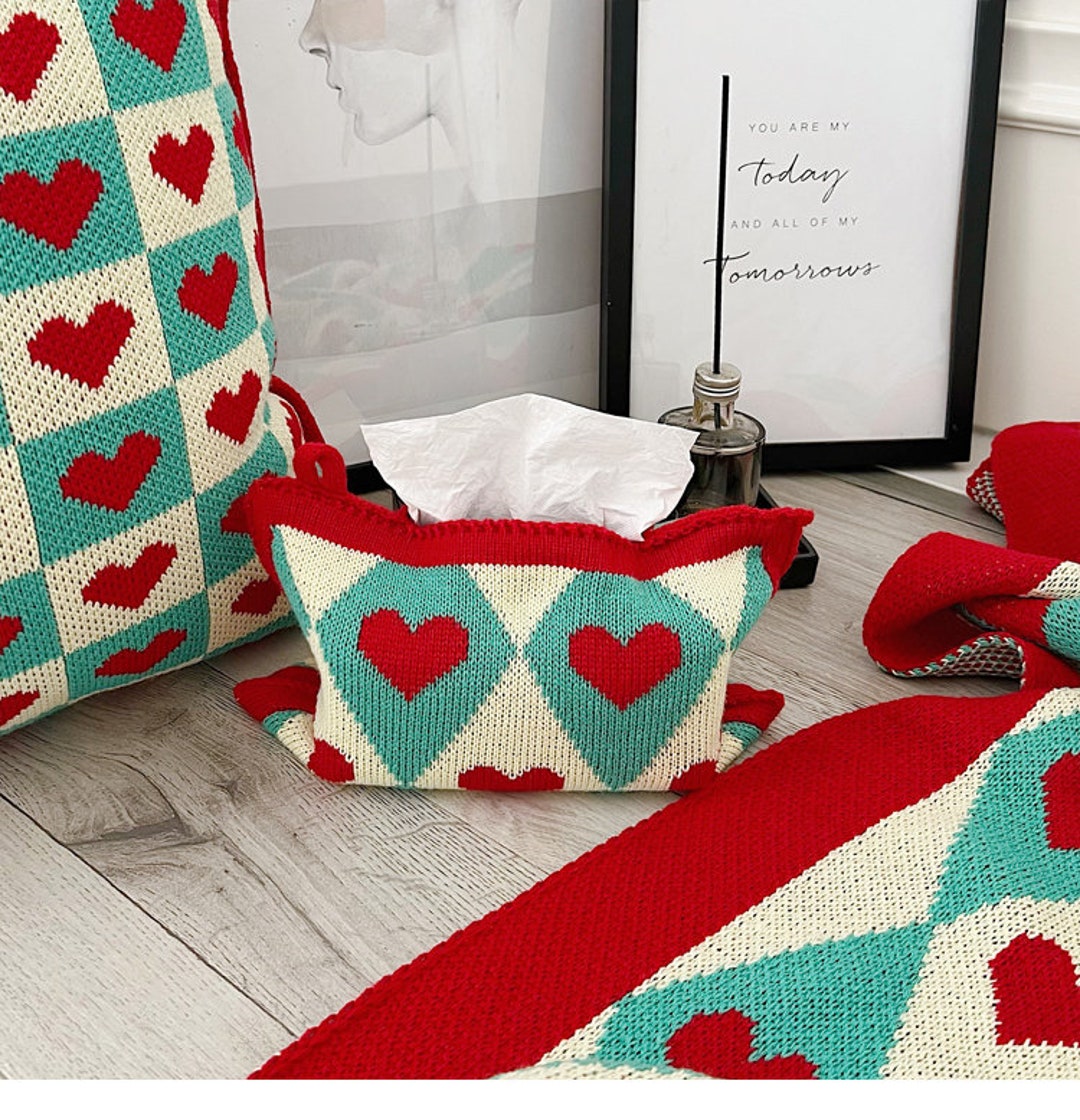 Cute Sweetheart Knit Tissue Cover, Handcrafted Cozy Embrace Knit Tissue ...