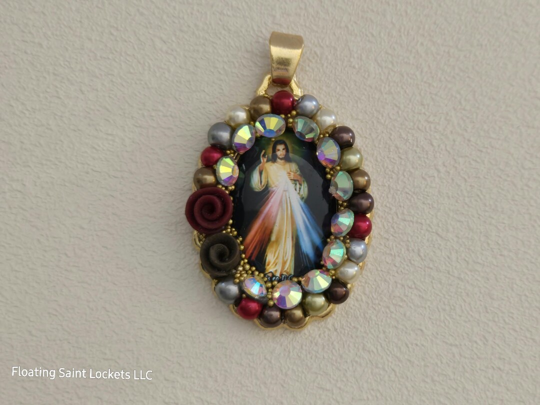 A Divine Mercy Pendant | Catholic Gift for Women | Religious Jewelry ...
