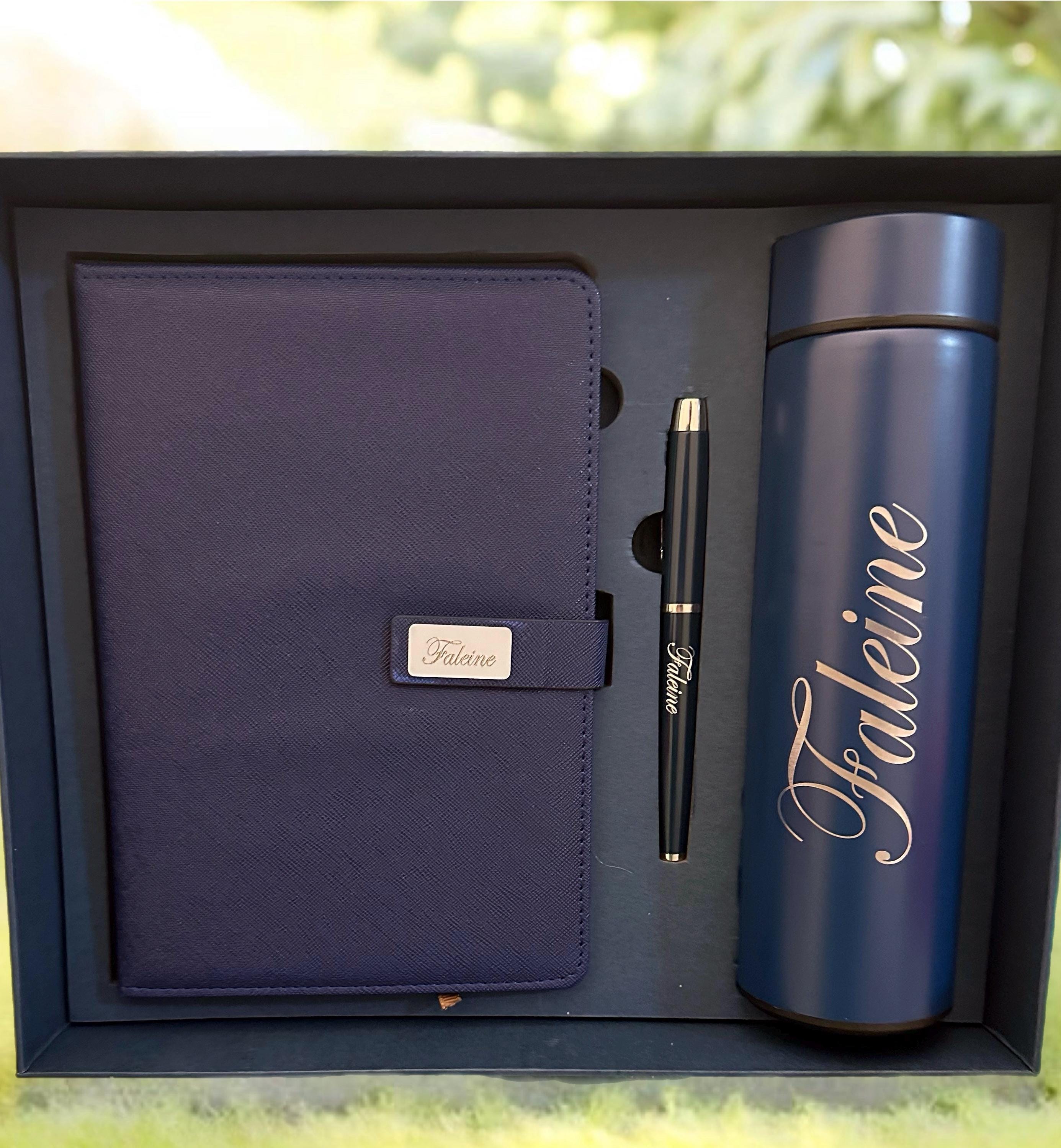 Personalized Luxury Gift Set: Leather Notebook, LED Thermos Flask & Pen ...