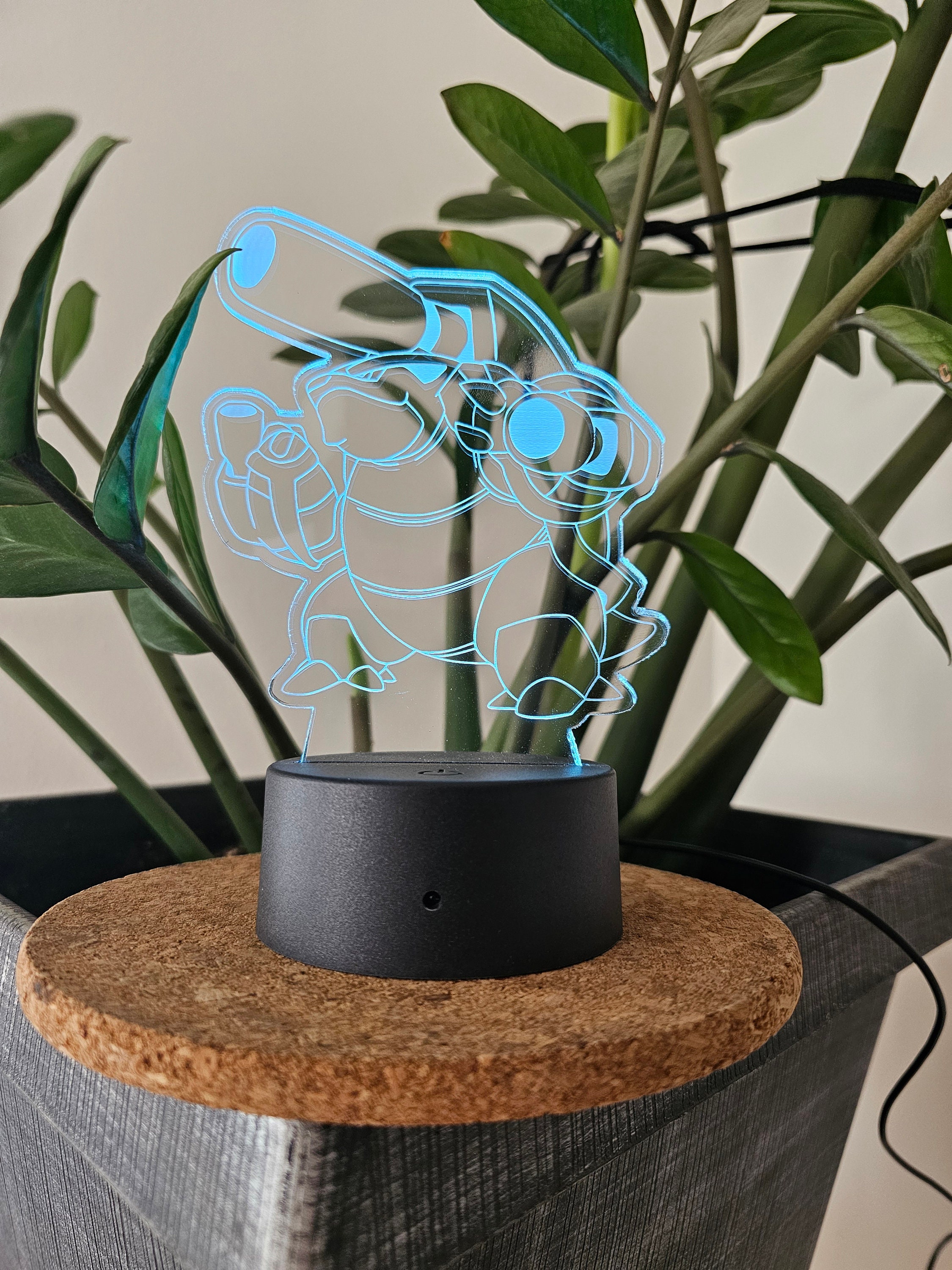 Engraved Logo With LED Base |custom for YOU| Décor for YOUR Room ...