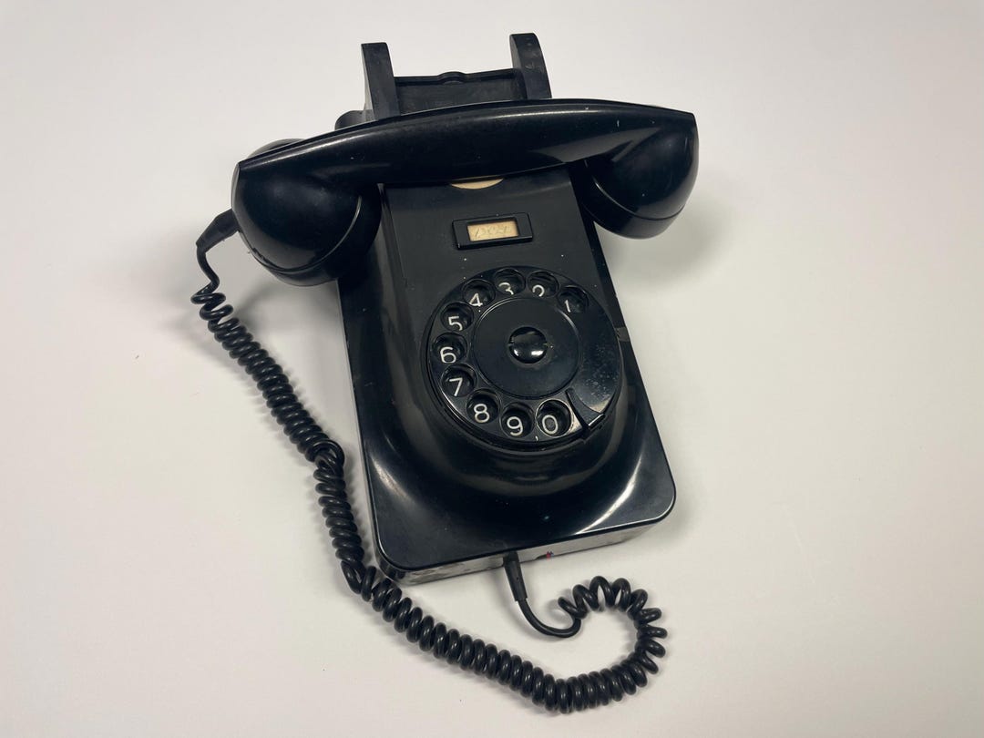 70s Classic Black Bakelite House Phone, Minimalistic Matte Black ...