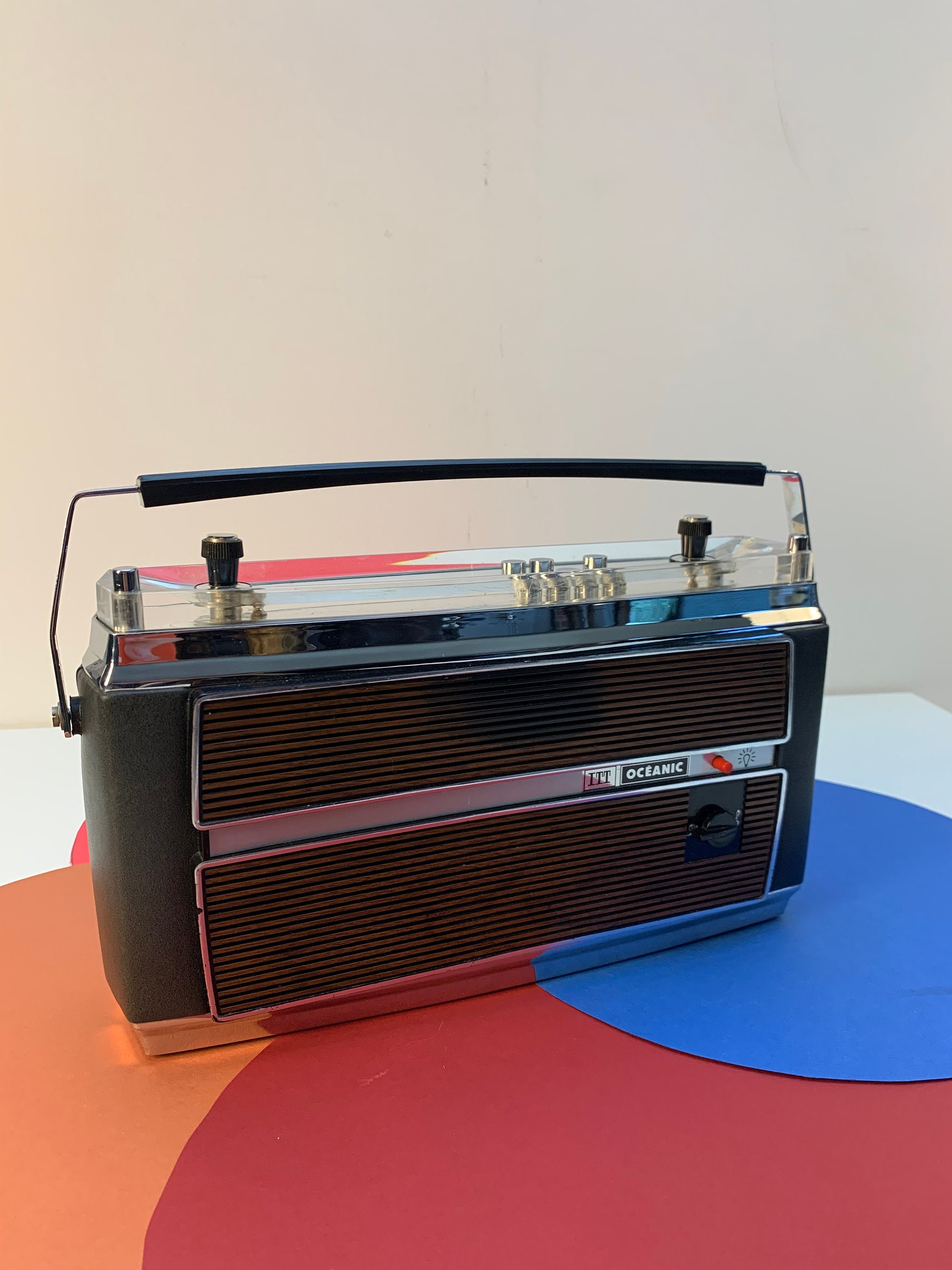 Rare Vintage Treasure: ITT Oceanic Portable Radio A French Masterpiece ...