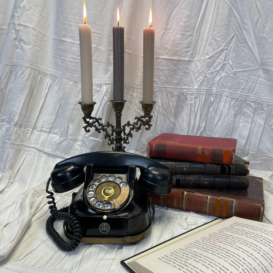 60s Black Gold Bakelite Classic French Analogue Phone, Minimalistic ...