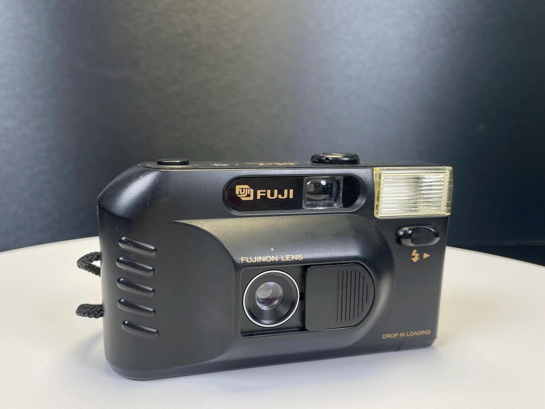 Fuji DL-7, Point and Shoot Light Film Camera, 35 Mm, Made in Japan ...