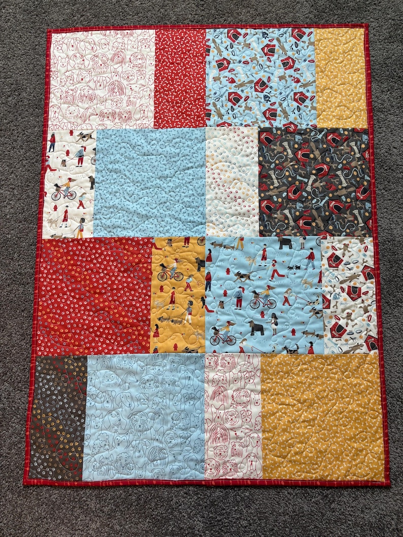 Puppy Love Baby Quilt - 28”x38” | Dog Prints & Paw Patterns - Etsy