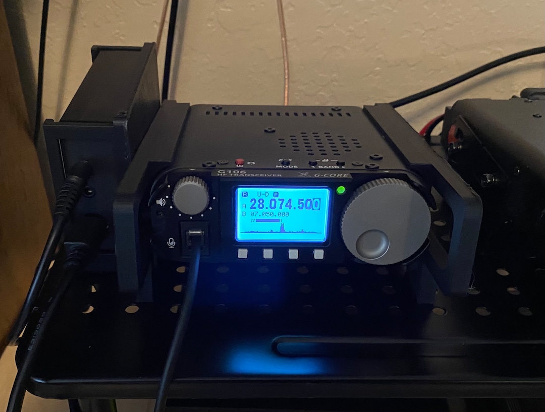 Xeigu G106 - POTA Setup - 3D Printed Side Rails and Bracket to Hold DE ...