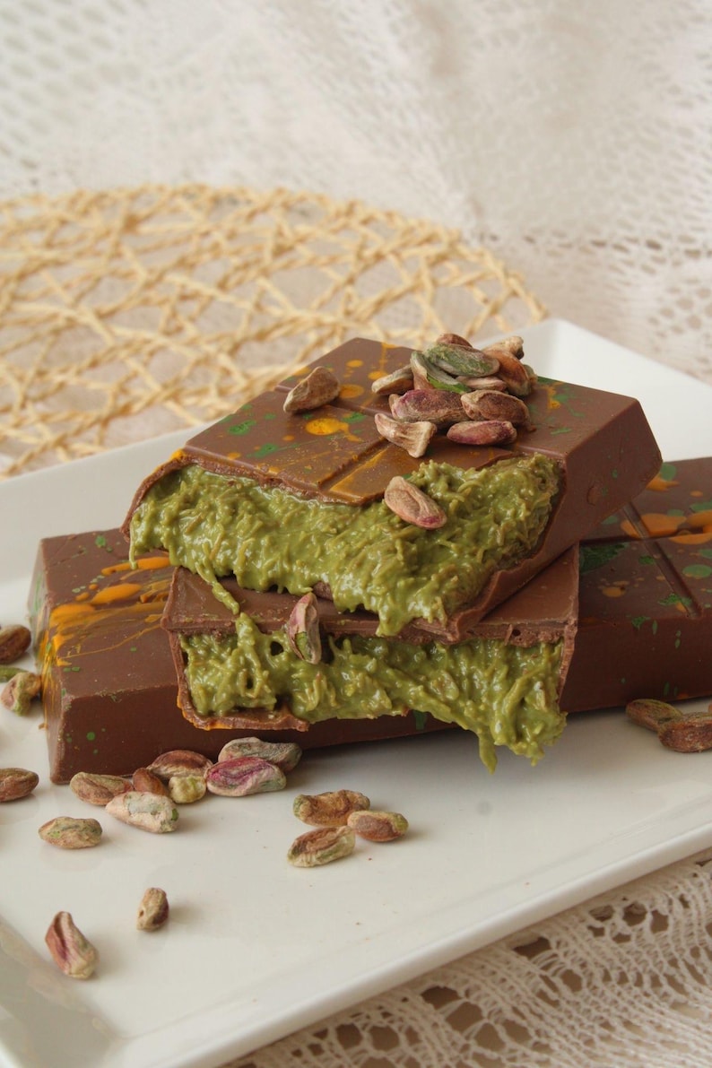 Viral Pistachio Knafeh, Viral Dubai Pistachio Chocolate Bar, Chocolate Kunafeh, Dubai Chocolate ...