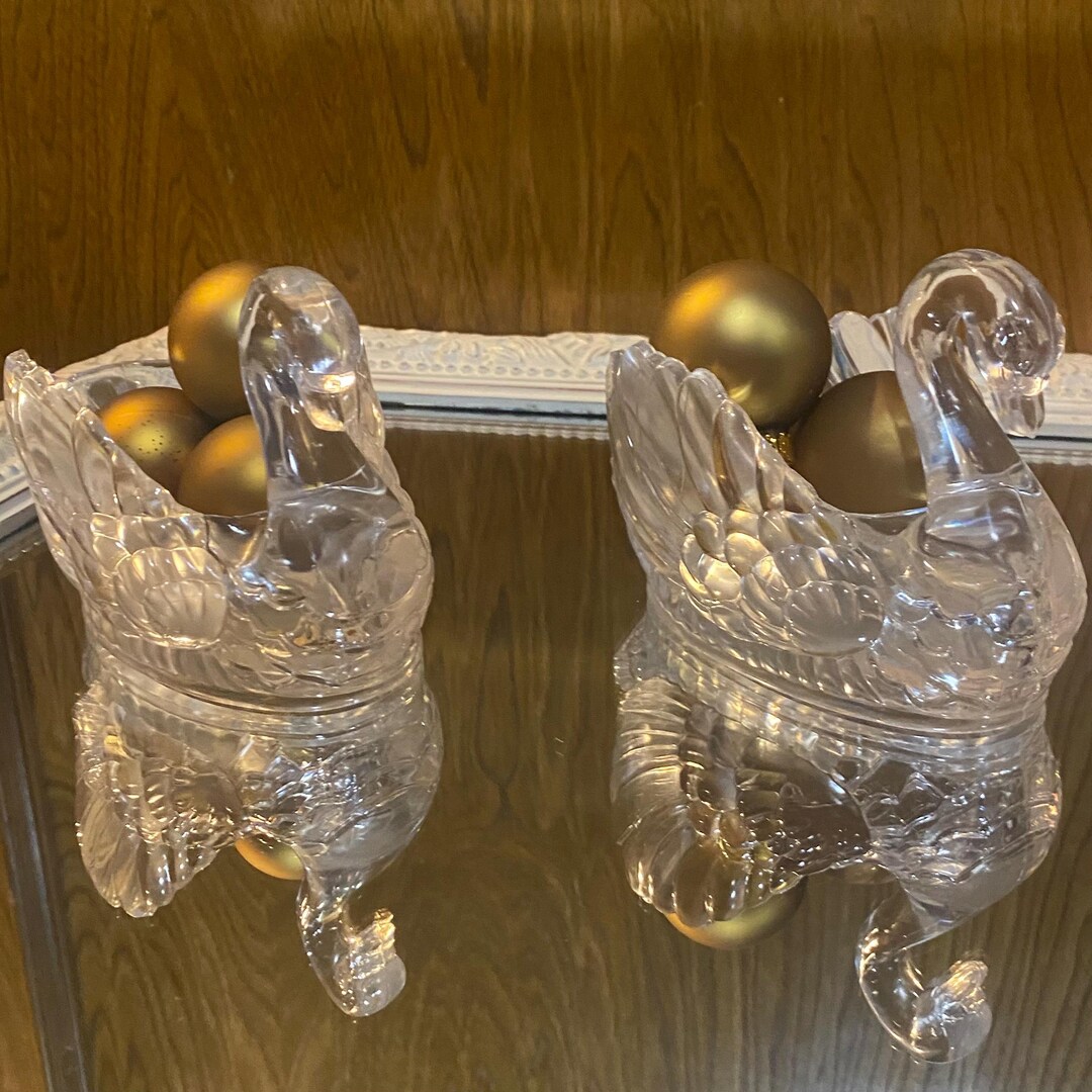 Vintage Regoline Clear Bakelite Lucite Plastic Swan Elegant MCM Mid ...