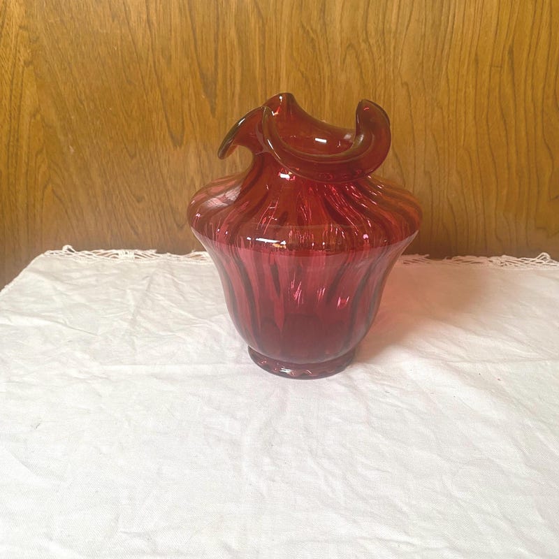 Swirl Vase - Etsy