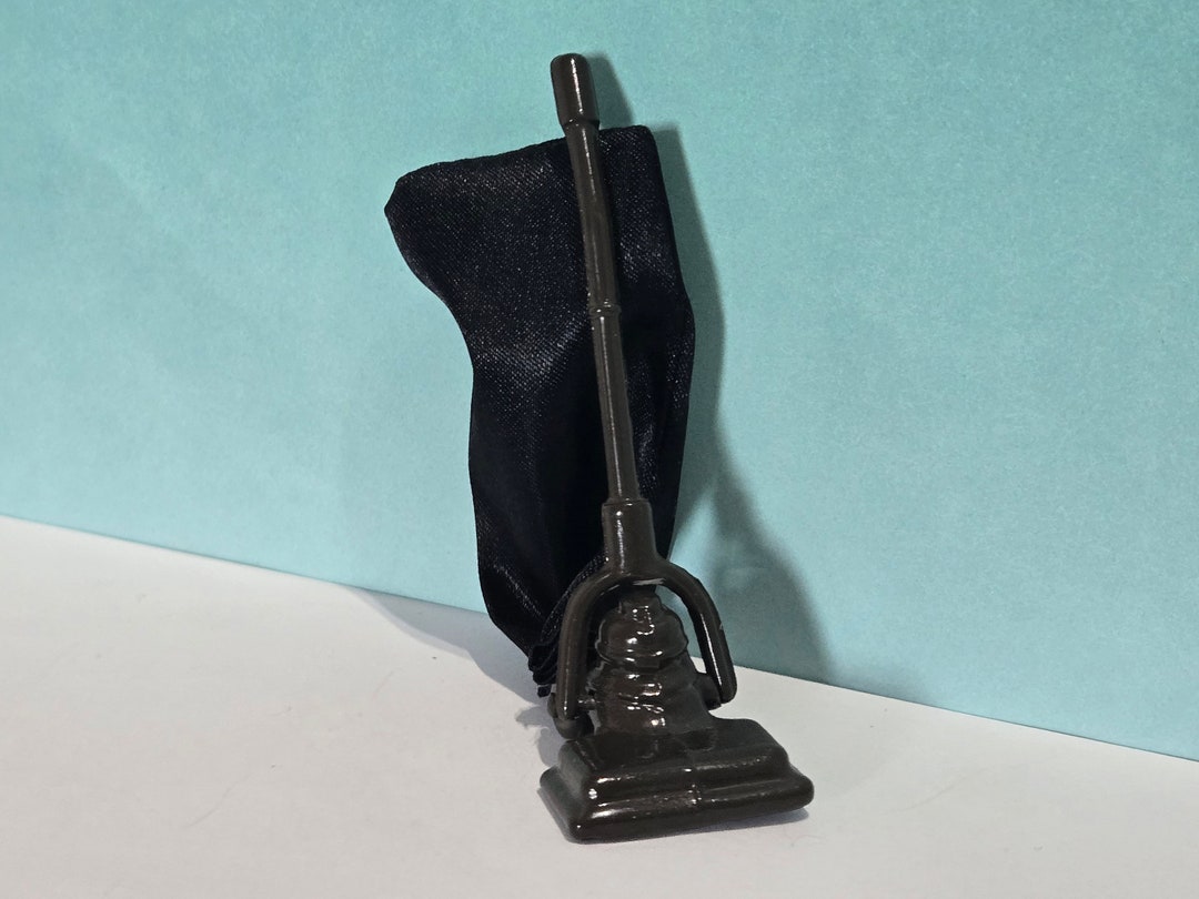 Miniature Upright Vacuum Cleaner, Dollhouse, Bedroom, Dressing ...