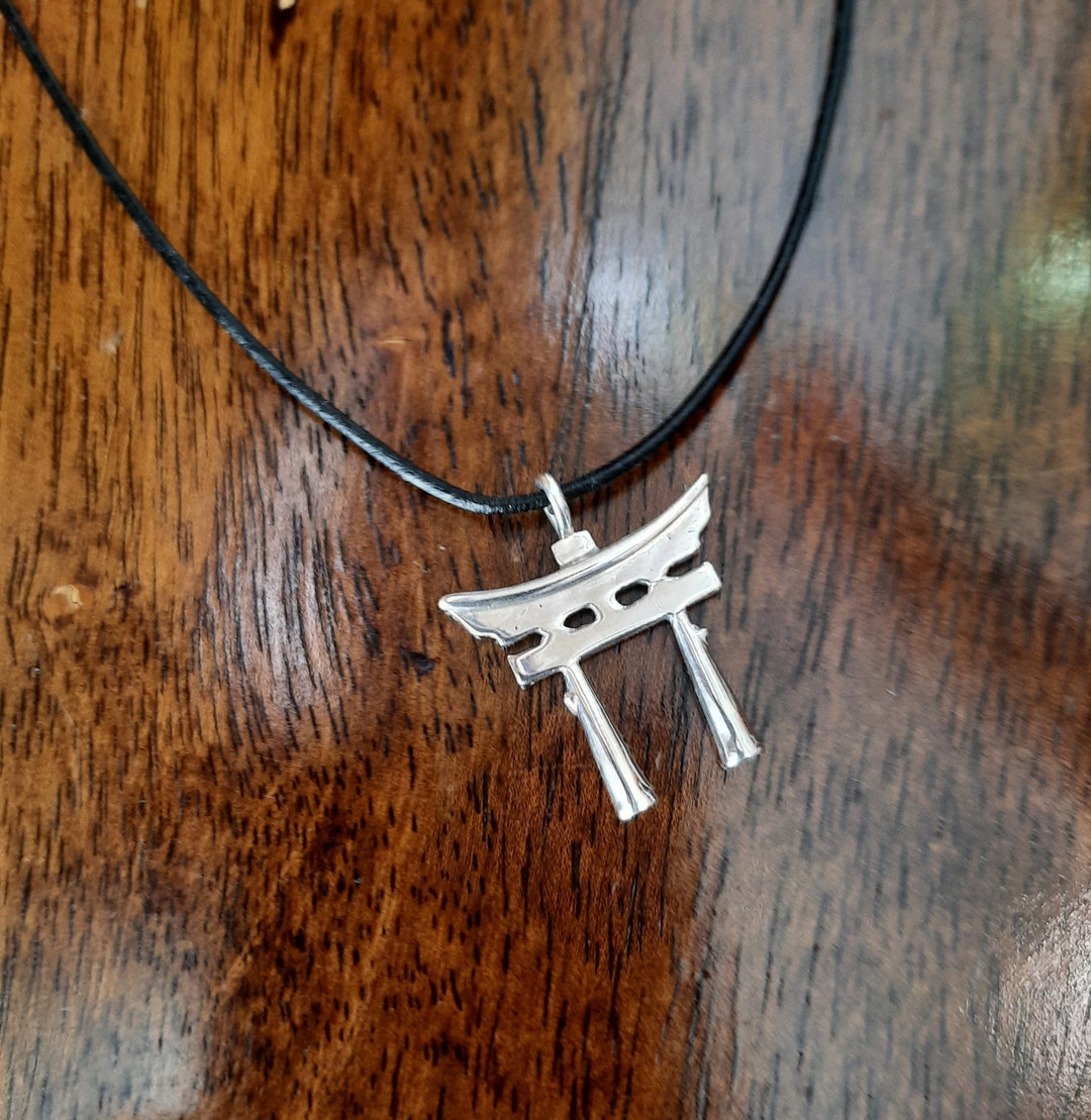 Torii Gate Japanese Shinto Symbol Pendant in Sterling Silver With 24 ...