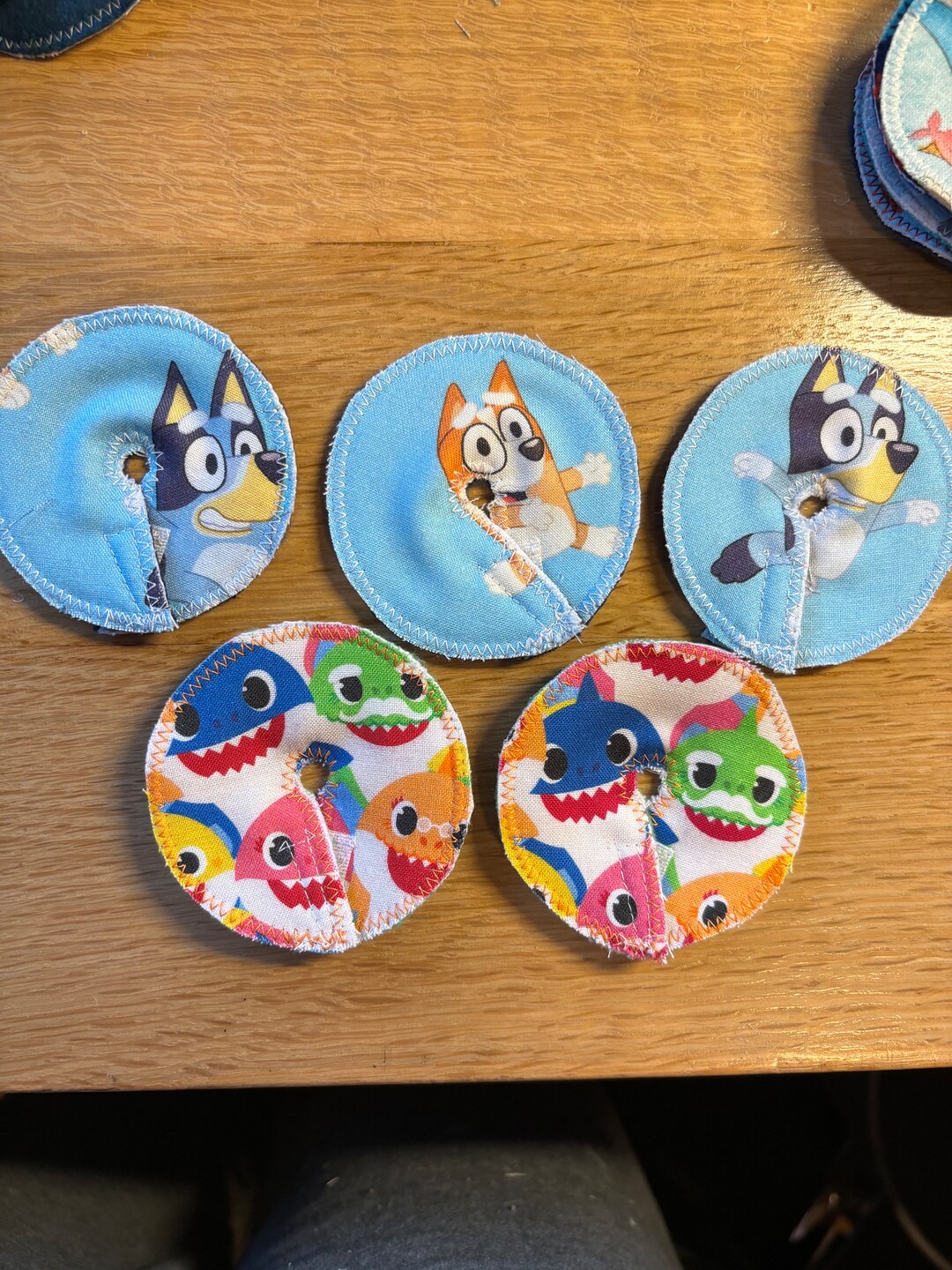 Feeding Tube Pad Set of 5 Bluey & Baby Shark - Etsy